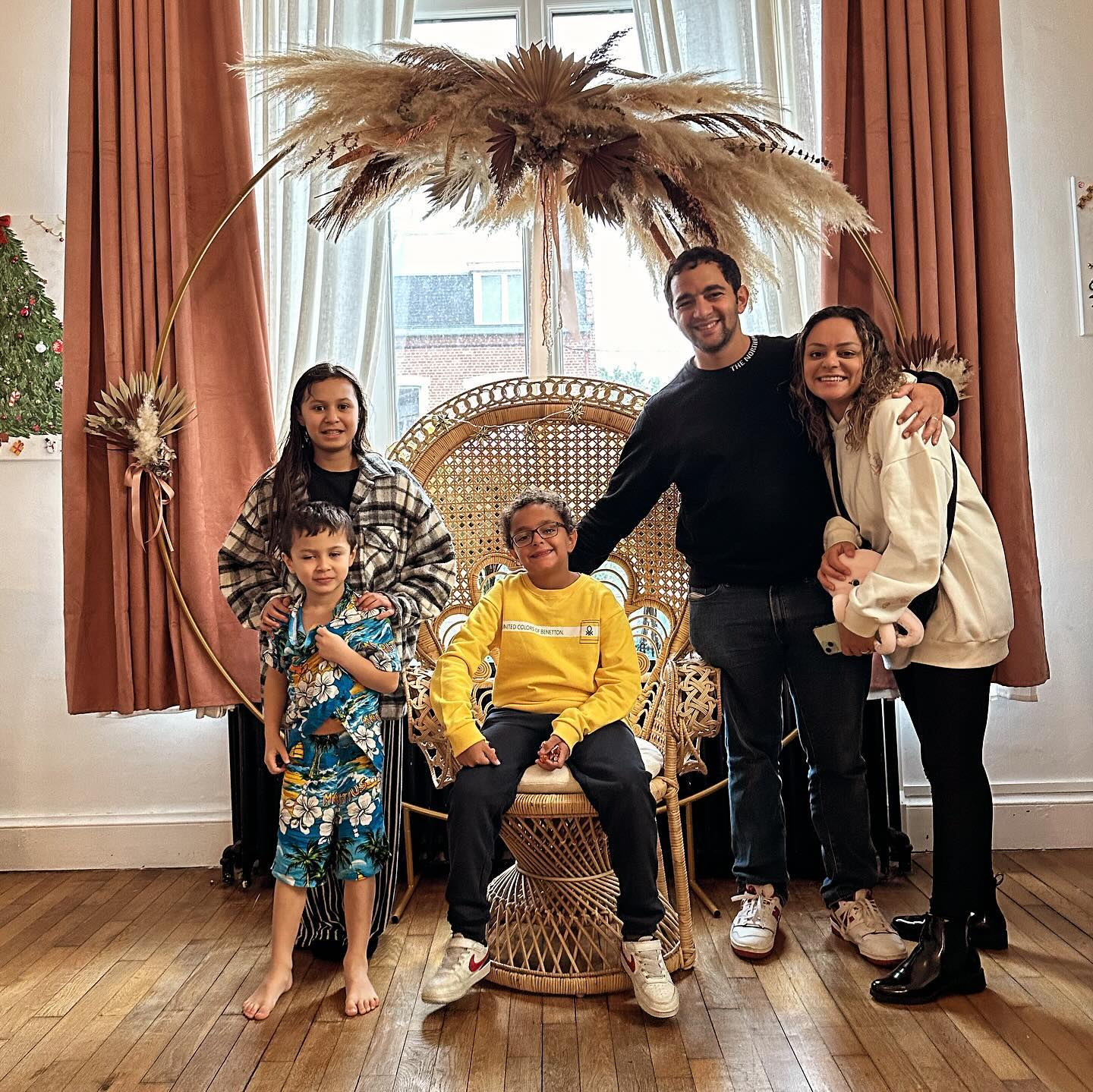 398556677_2060714700955589_6453050030285031075_n – CHÂTEAU DEVETTE